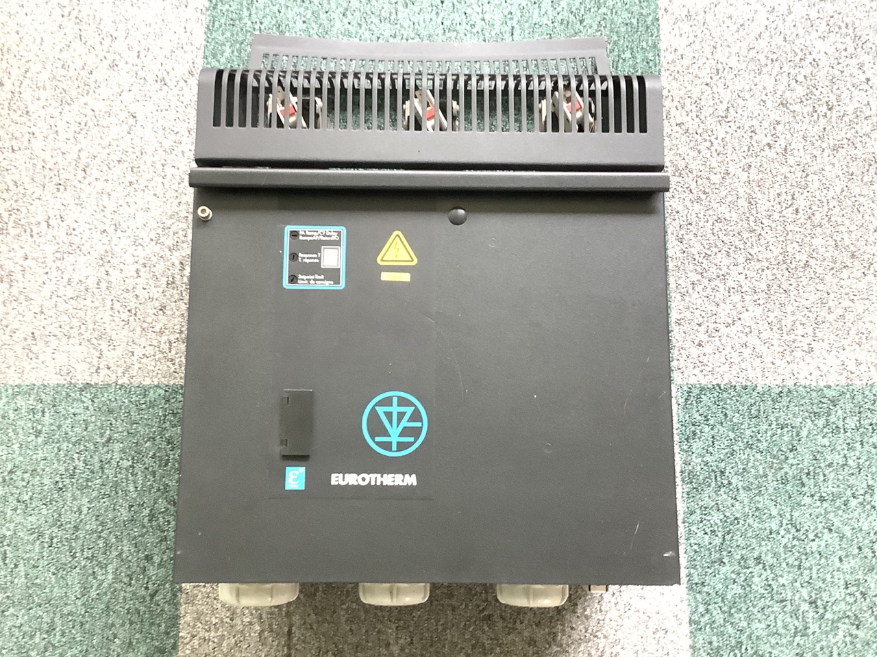 TC3000 300A/440V/220V240/440/4MA20/PA/URP/3S/RES/V2/RTR/FRA.....