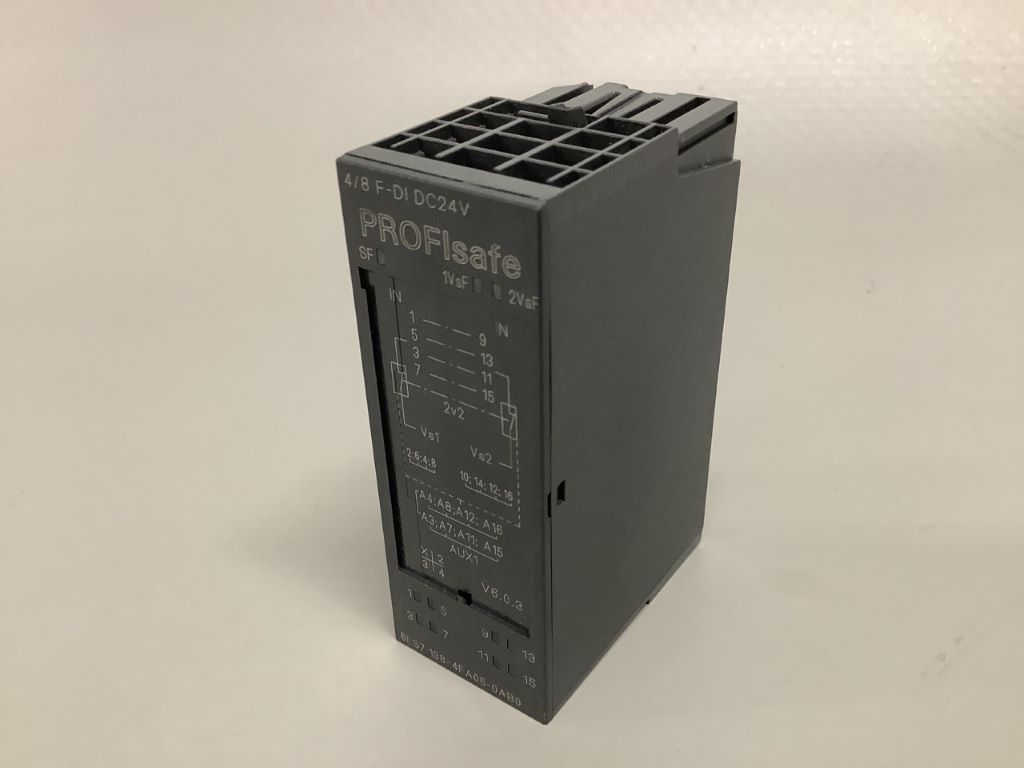 SIEMENS 6ES7138-4FA05-0AB0